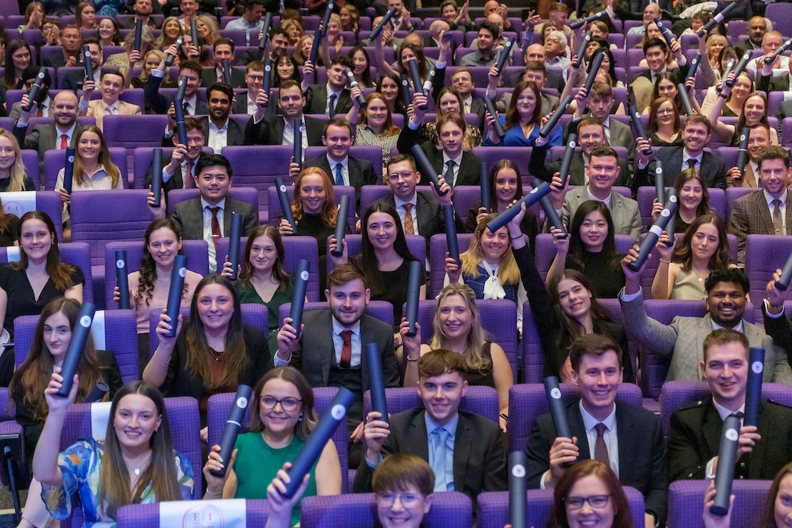 Henderson Loggie celebrates 3 new ICAS qualified Chartered Accountants ...